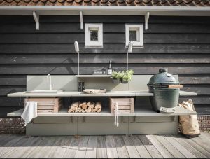 Built-In Green Egg Outdoor Kitchen Ideas 2025